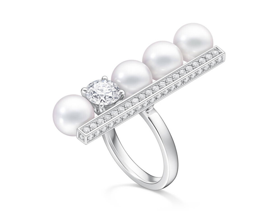 【写真＆動画特集】MOMO（TWICE）「餅つきをしたい！」TASAKI 70周年アニバーサリー エキシビション「FLOATING SHELL」レセプションTASAKI 70周年アニバーサリー ...